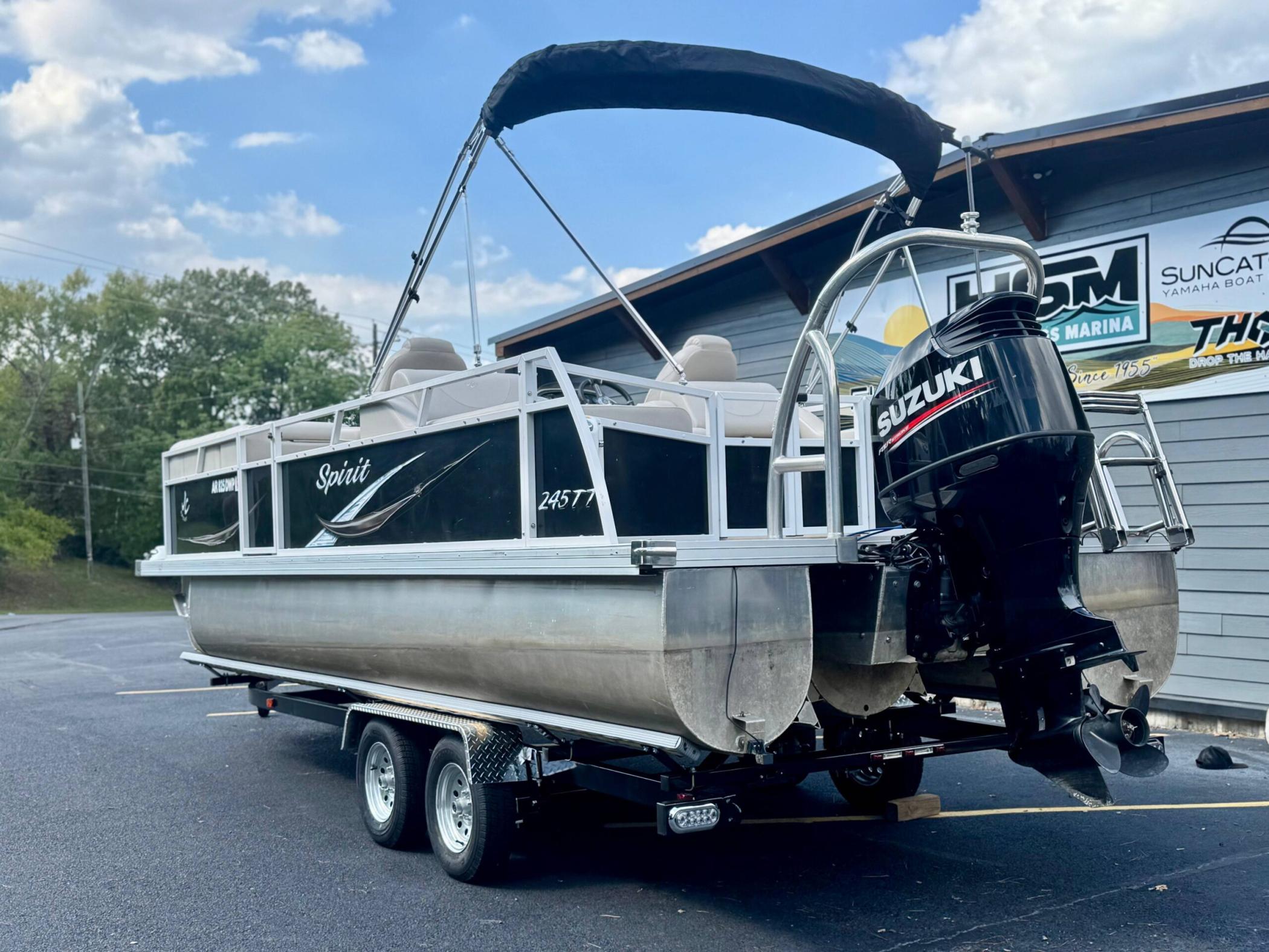 Used 2025 JC Tritoon 245 TT Spirit For Sale in Hot Springs, AR | Hot ...